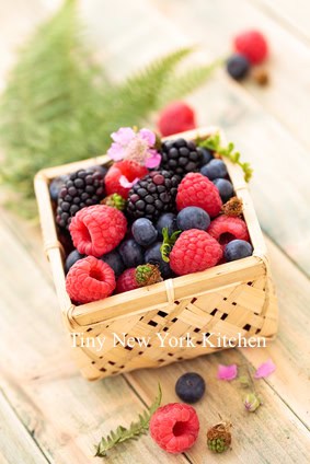 Making The Most Of Seasonal Berries - Tiny New York Kitchen
